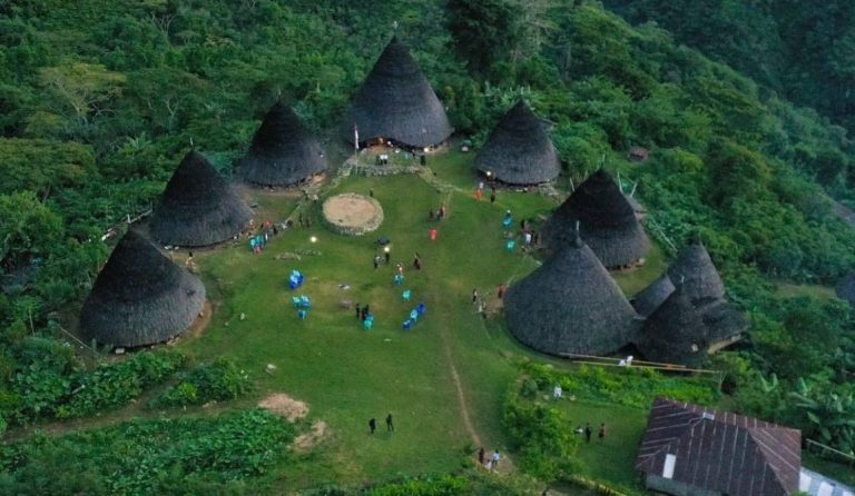 Tips Hemat Nikmati Open Trip ke Wae Rebo - Labuan Bajo Today